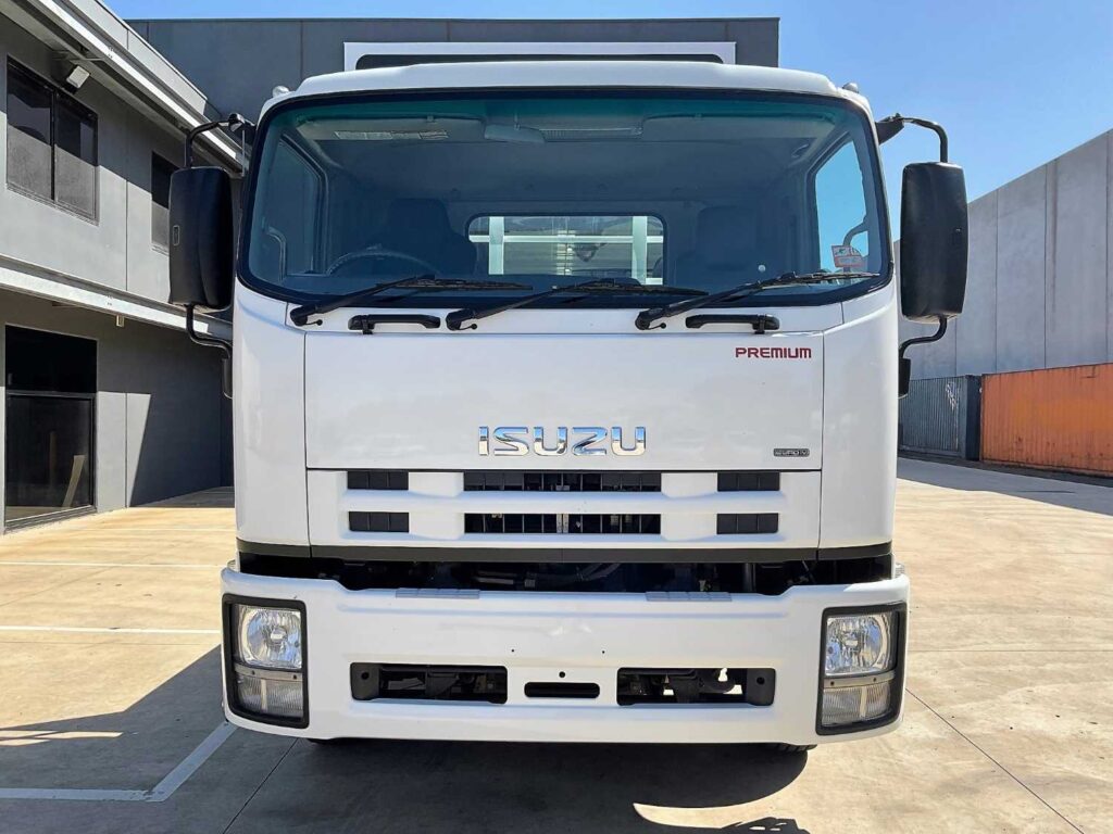 2009 ISUZU FTR900 TRAY - Racecourse Motor Company
