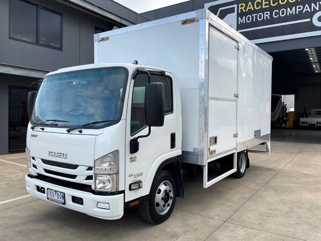 2017 ISUZU NNR65 PANTECH - Racecourse Motor Company