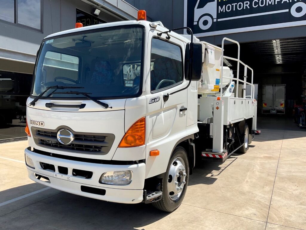 2007 HINO GD EWP/CHERRY PICKER - Racecourse Motor Company