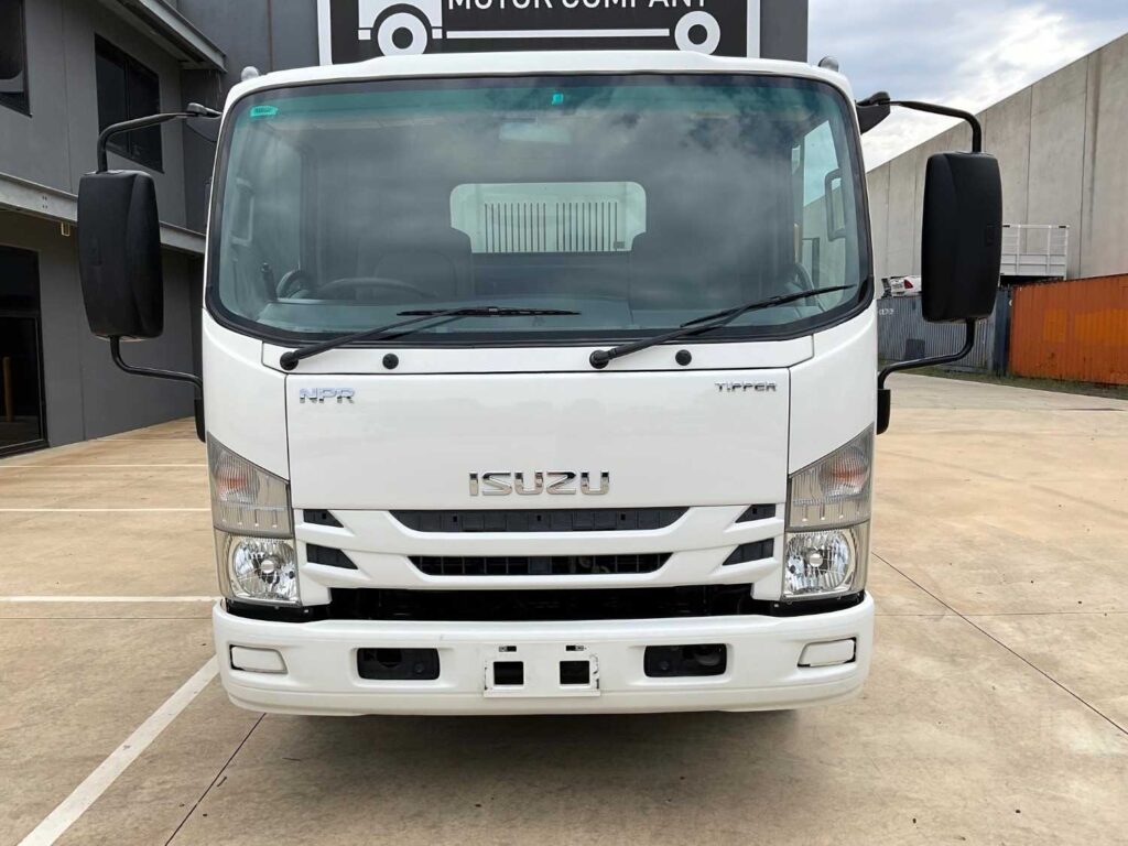 2016 ISUZU NPR75 TIPPER - Racecourse Motor Company